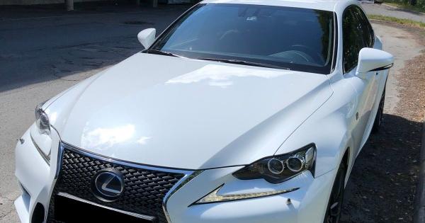 Auto occasion Lexus is lexus is Blanc Nidwald | VenteAuto.ch