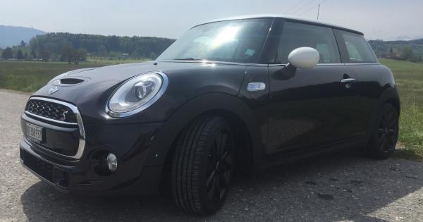 Auto occasion MINI Cooper S Iced Chocolate Cooper S 192 CV - 1998 cm3 ...
